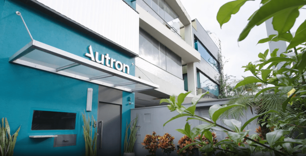 Autron: Liderança e Inovação em Automação Industrial