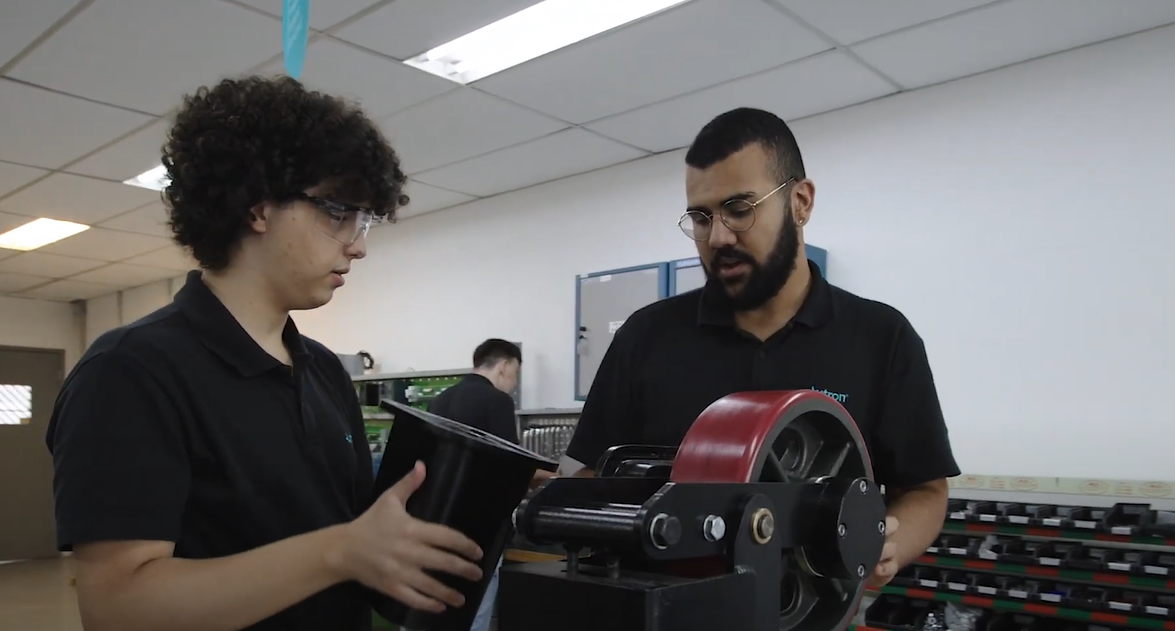 Serviços Autron: Expertise e Suporte em Automação