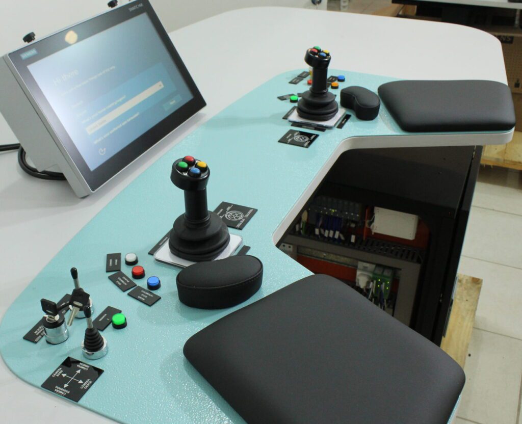 Mesa de Comando ERGOMEC – Autron